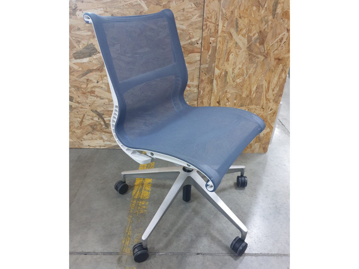 Chaise de réunion Herman Miller Setu sans accoudoirs - OCCASION | adopte un bureau